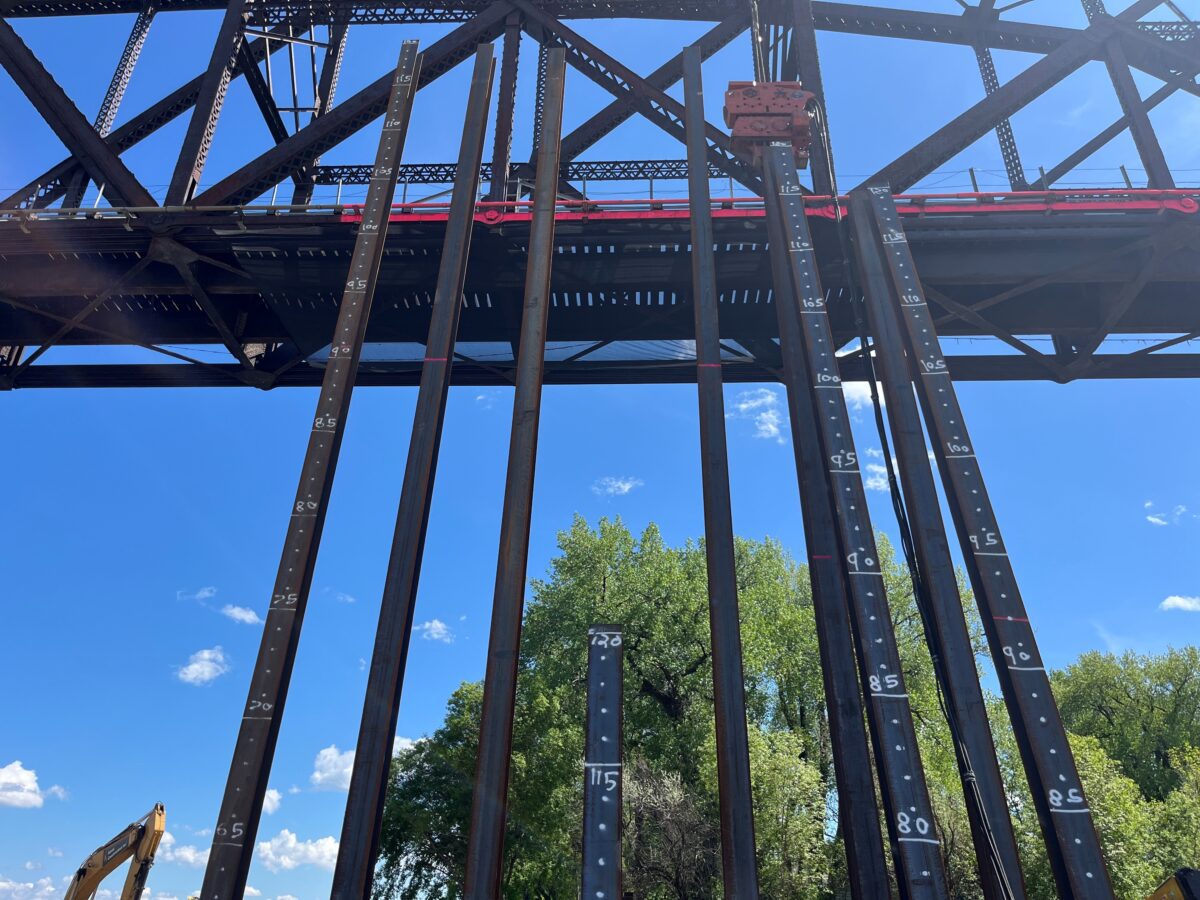 Project Updates - Bismarck Rail Bridge Project | BNSF