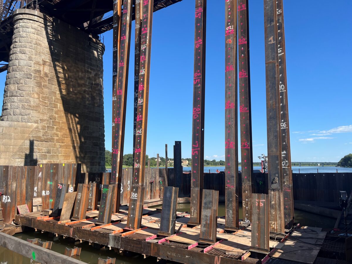 Project Updates - Bismarck Rail Bridge Project | BNSF